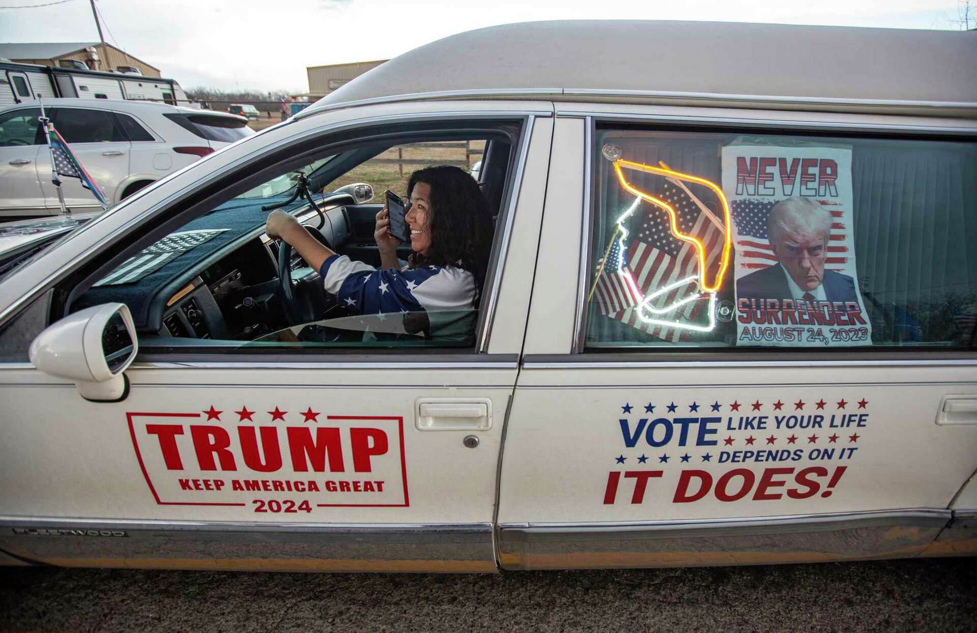 Activists convoy rolls into Texas, demands feds secure border