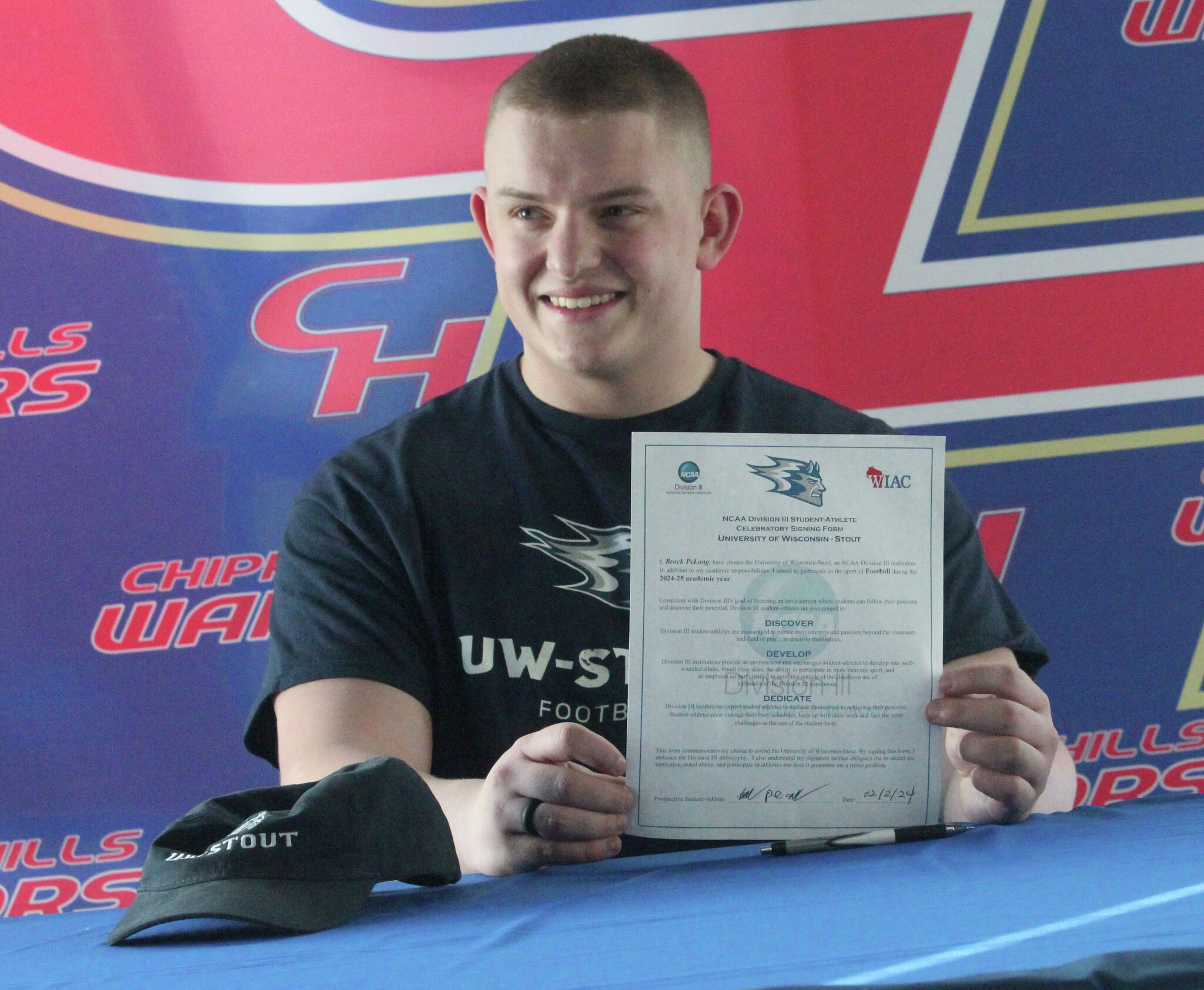 PeLong to play at Wisconsin-Stout