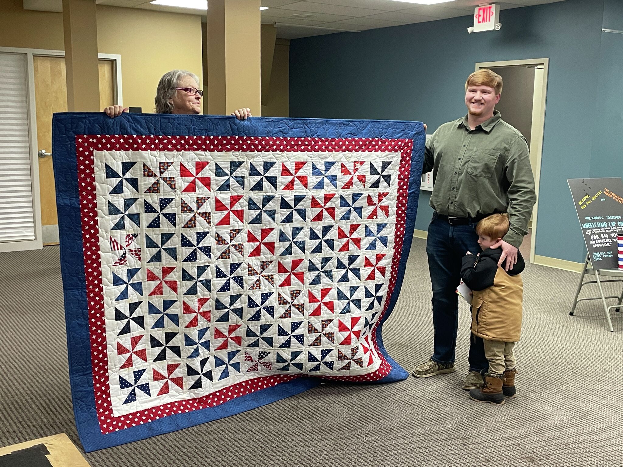 Big Rapids Old Jail Quilters present quilt to veteran