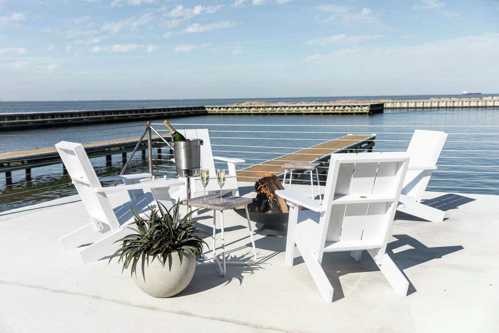Galveston restaurants: Here's where to eat at on your way from Houston