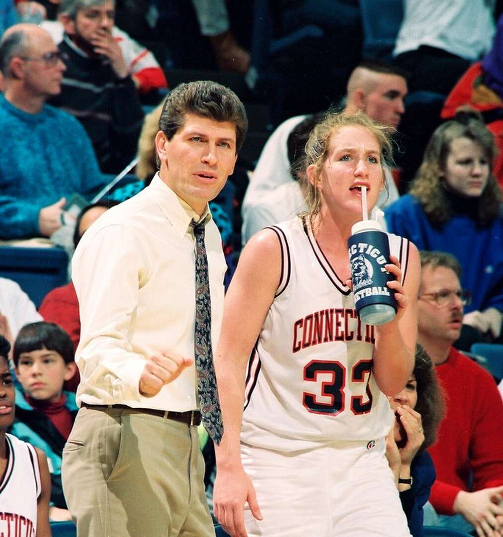 Geno Auriemma's milestone wins with UConn women's basketball