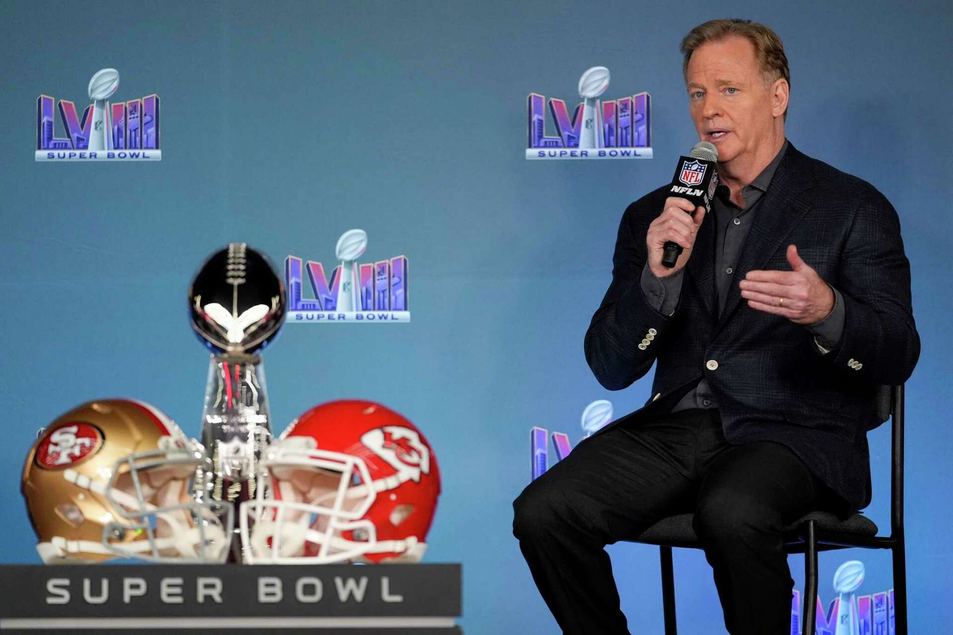 Explaining 49ers’ soggy Super Bowl practice field and why it’s news