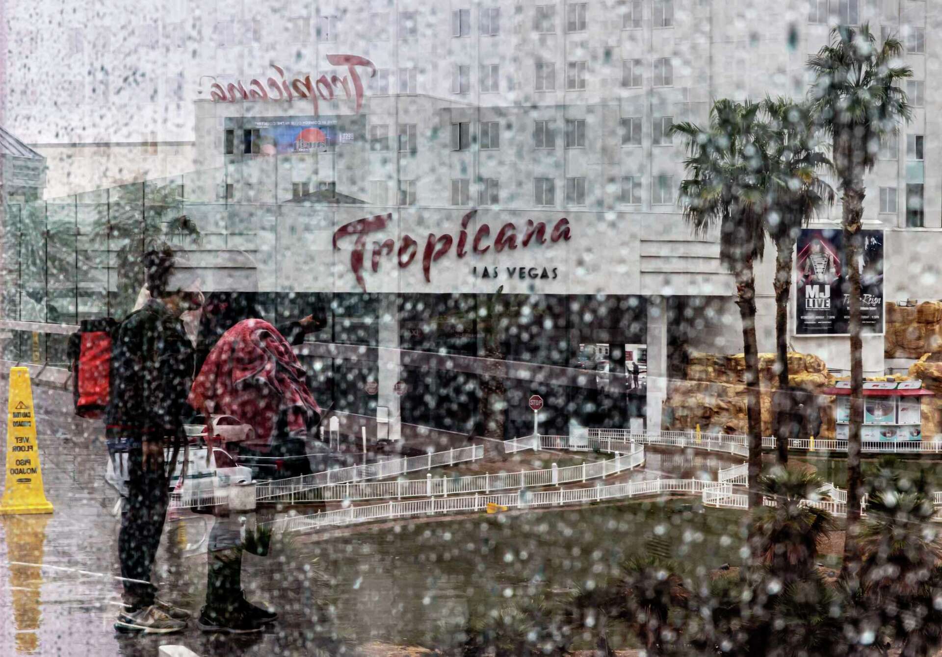 Explaining 49ers’ soggy Super Bowl practice field and why it’s news