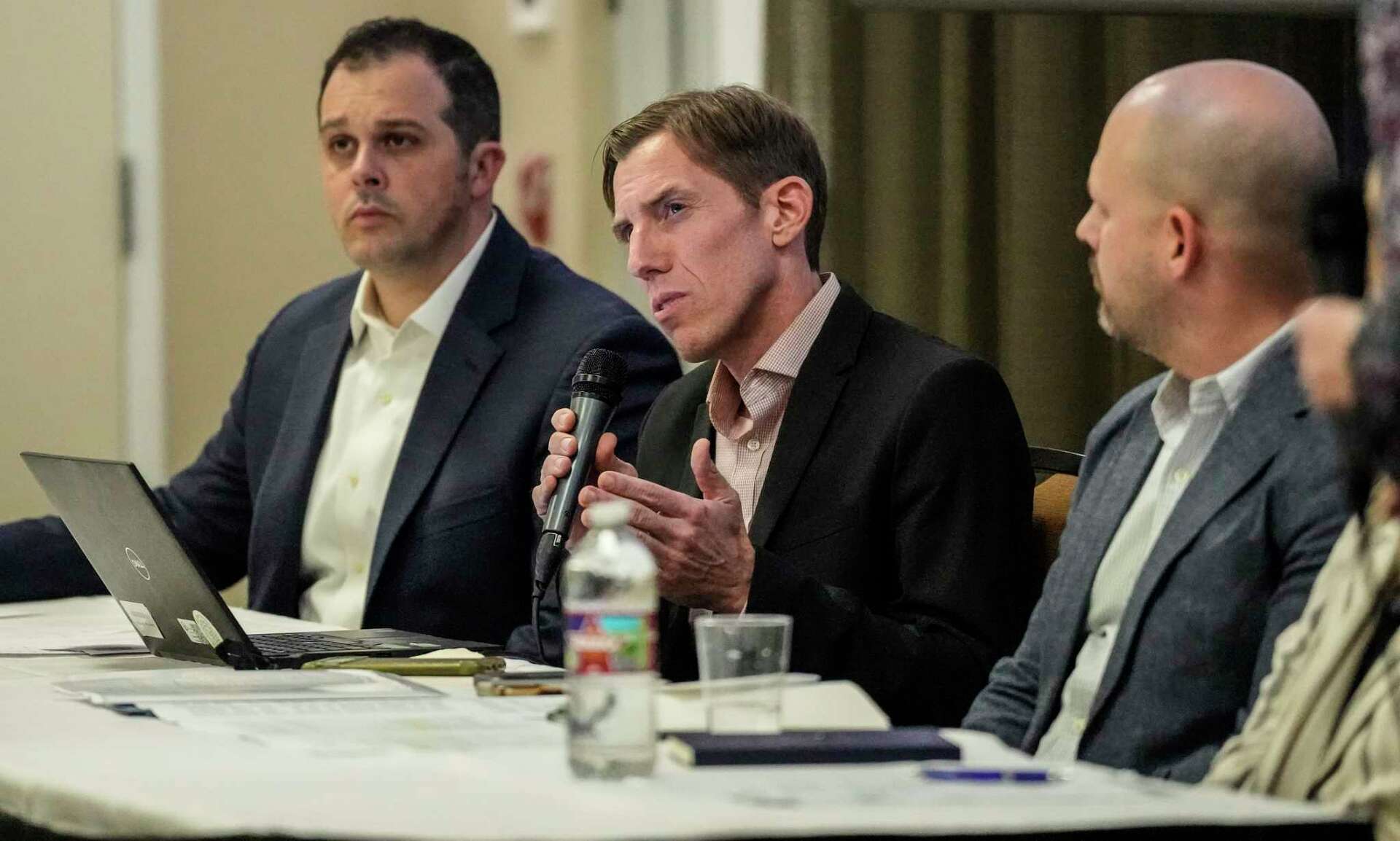 Exxon reps blasted for Baytown, Texas pollution at TCEQ hearing