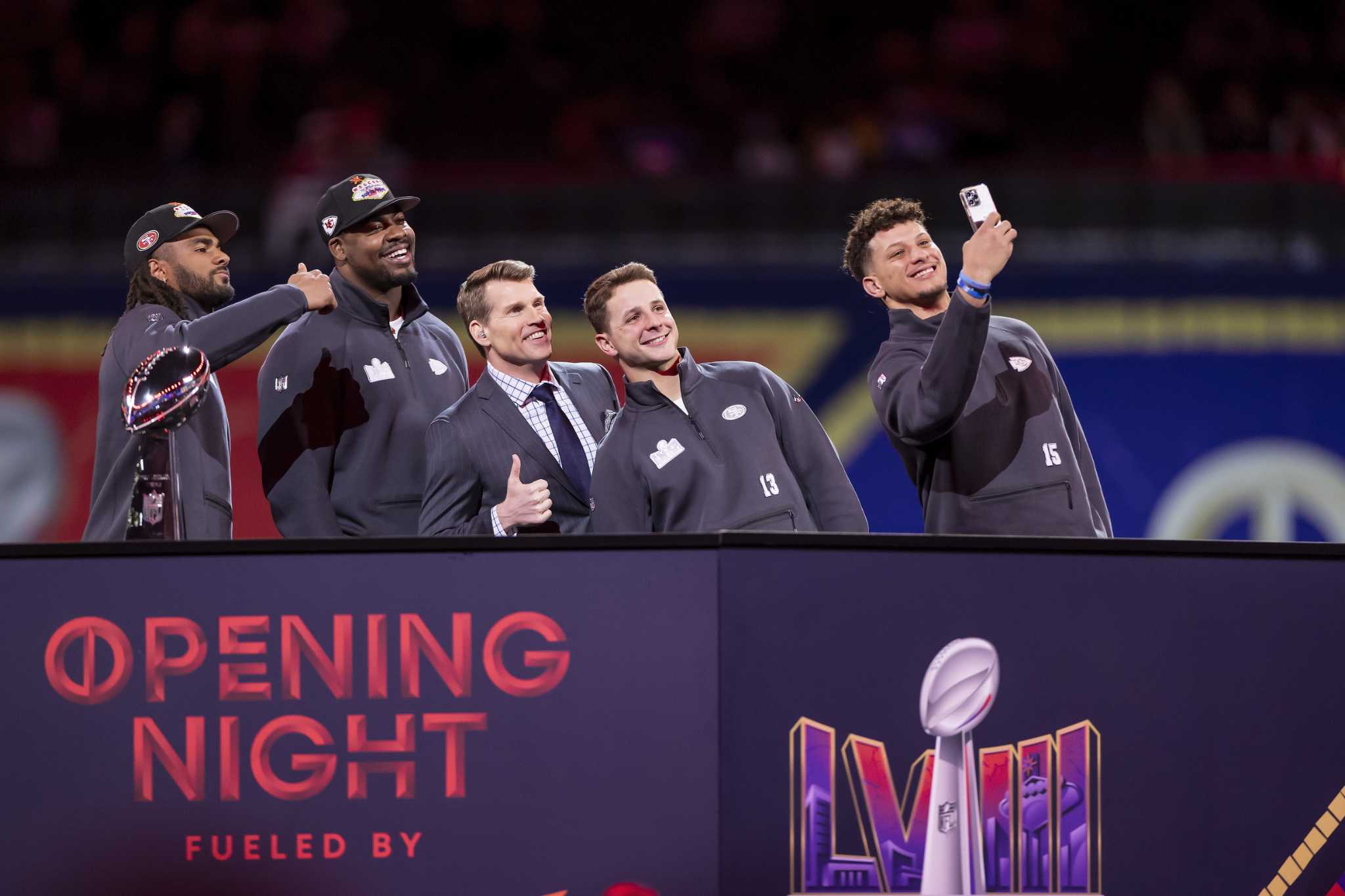 49ers-Chiefs Super Bowl ‘Opening Night’ fun for players minus football