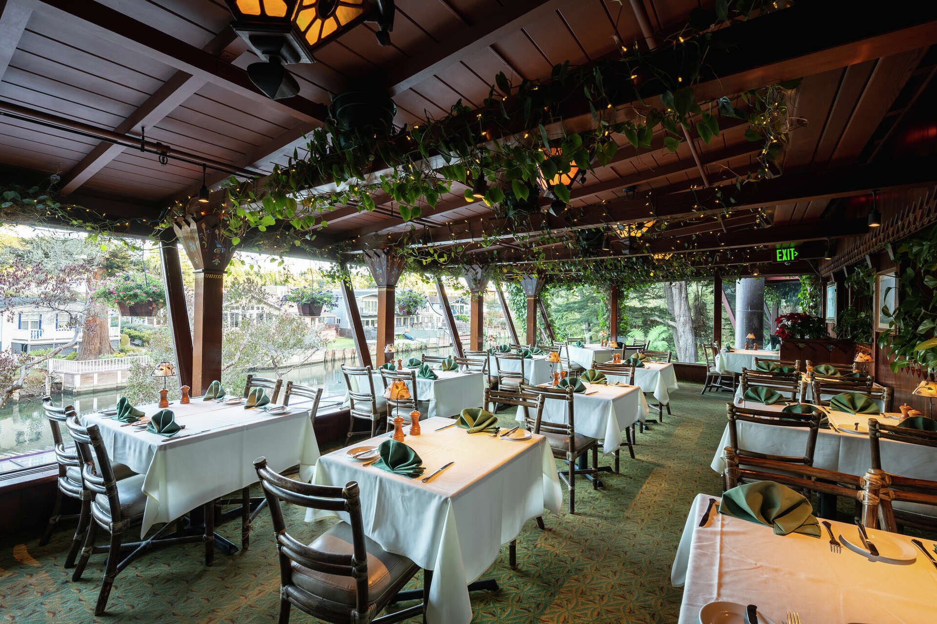 I rode the 'hillavator' to this hidden 77-year-old Calif. restaurant