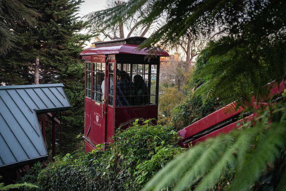 I rode the 'hillavator' to this hidden 77-year-old Calif. restaurant