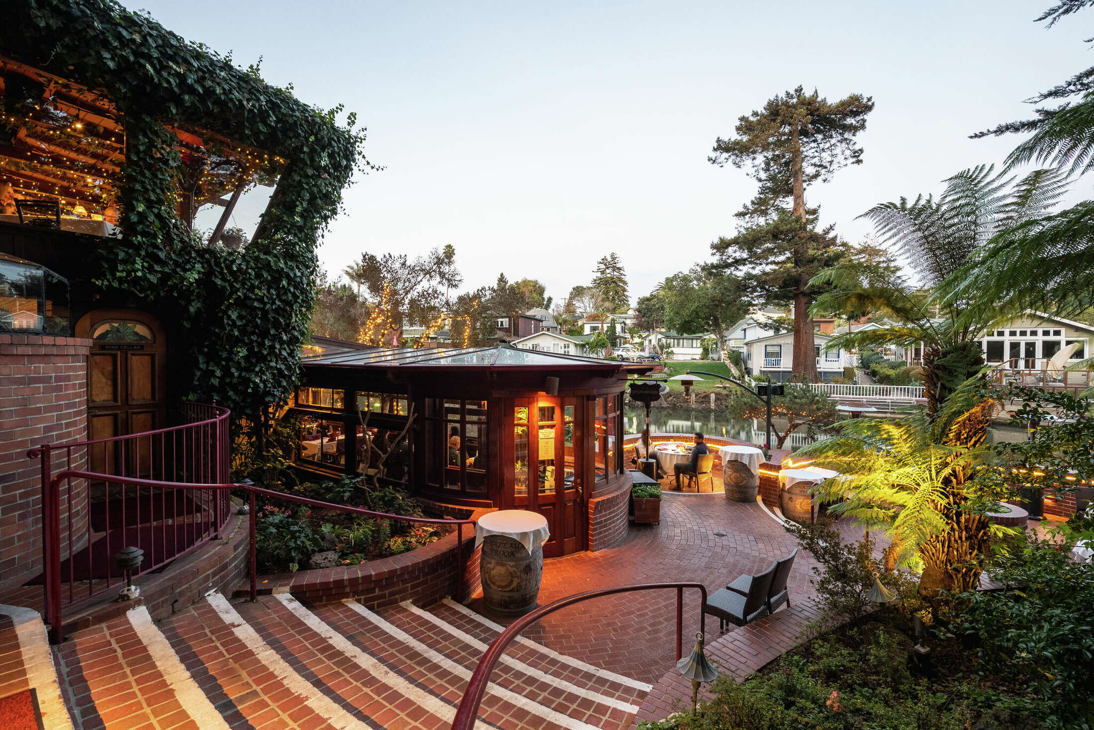 I rode the 'hillavator' to this hidden 77-year-old Calif. restaurant