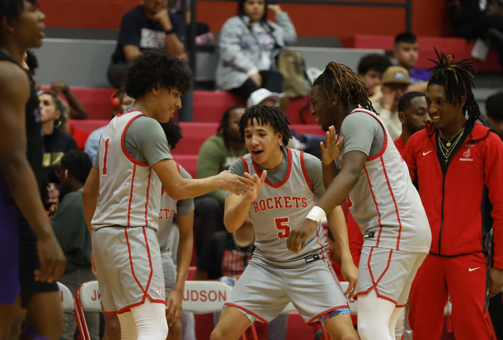 Judson boys basketball beats San Marcos to clinch playoffs