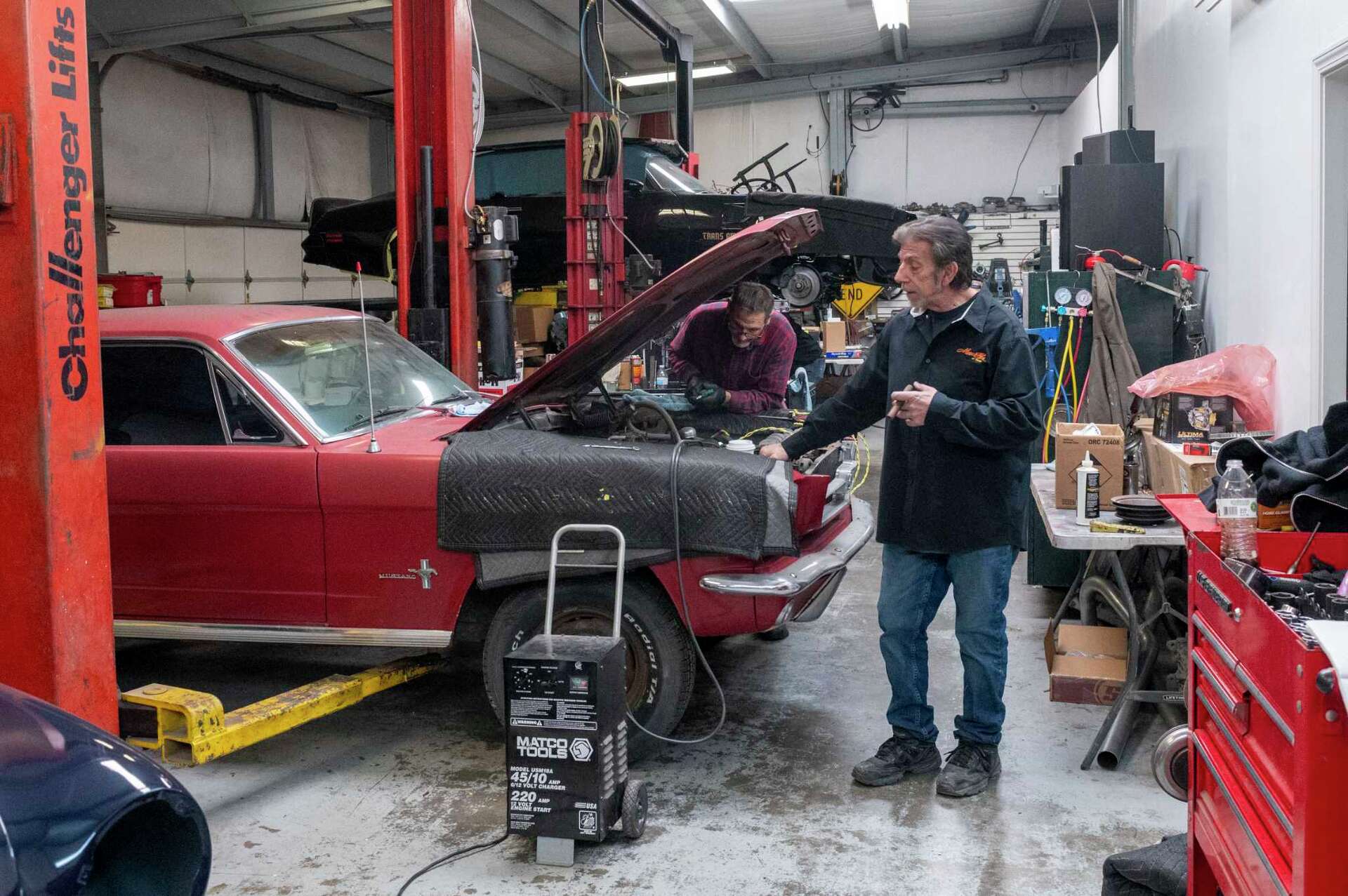 New CW39 Houston show stars Alvin muscle car hop owner