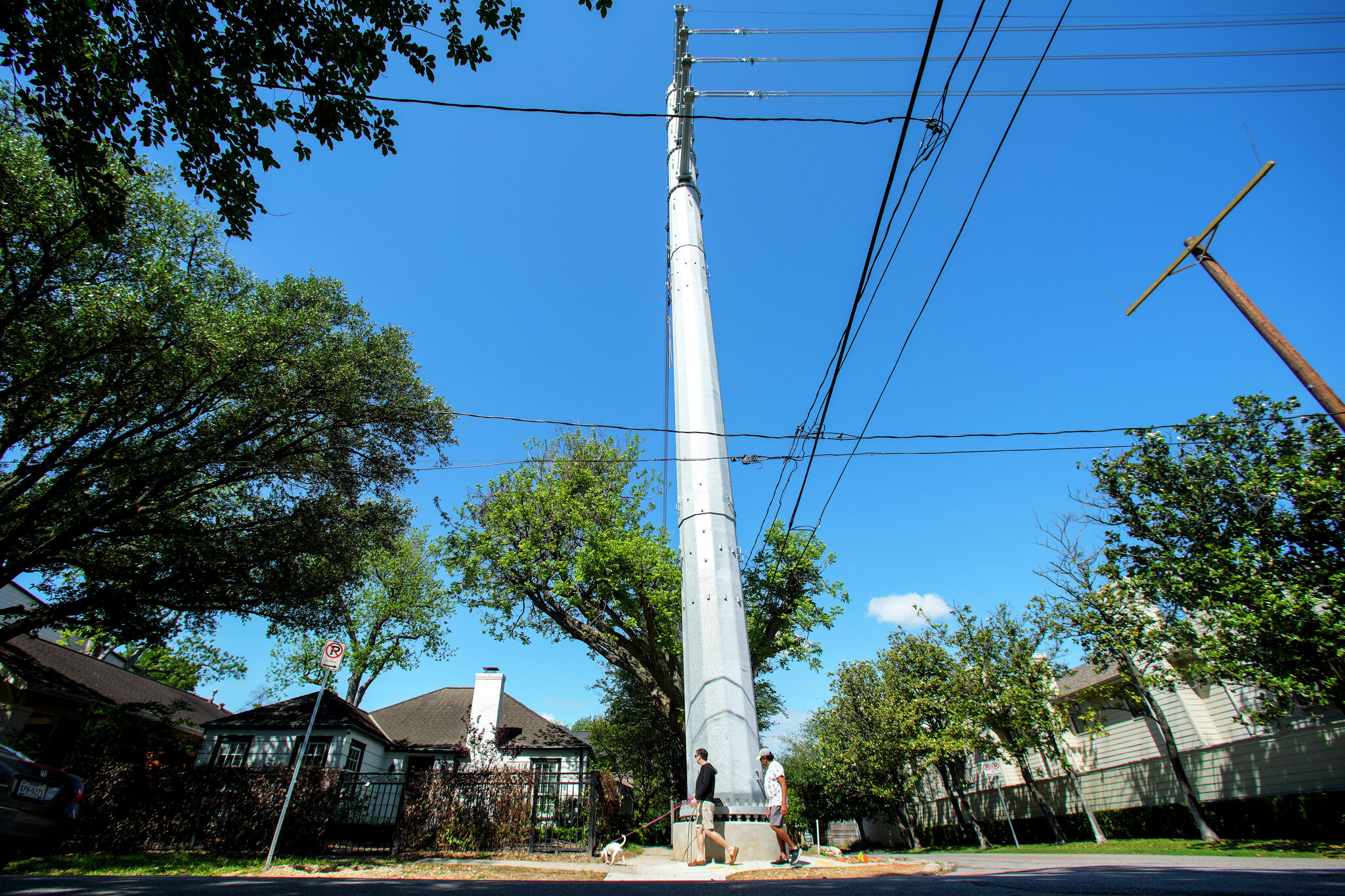 Houston, CenterPoint settle on reduced rate hike for PUC approval