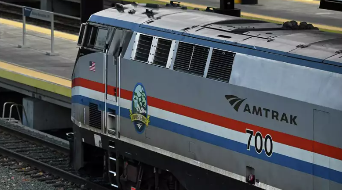 Amtrak restores early train from Albany to NYC.