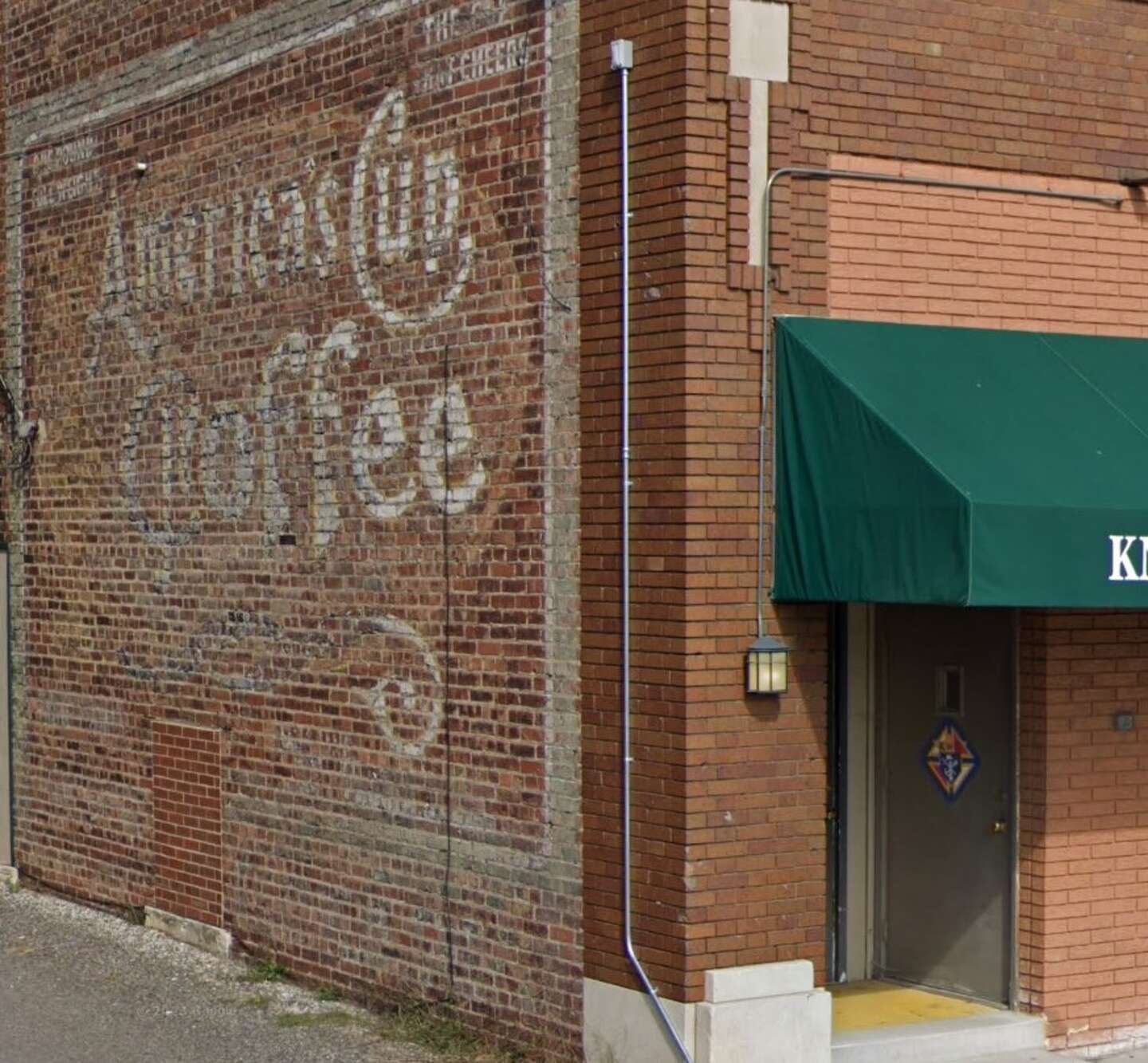 Lighting Jacksonville alleys another step toward improving downtown