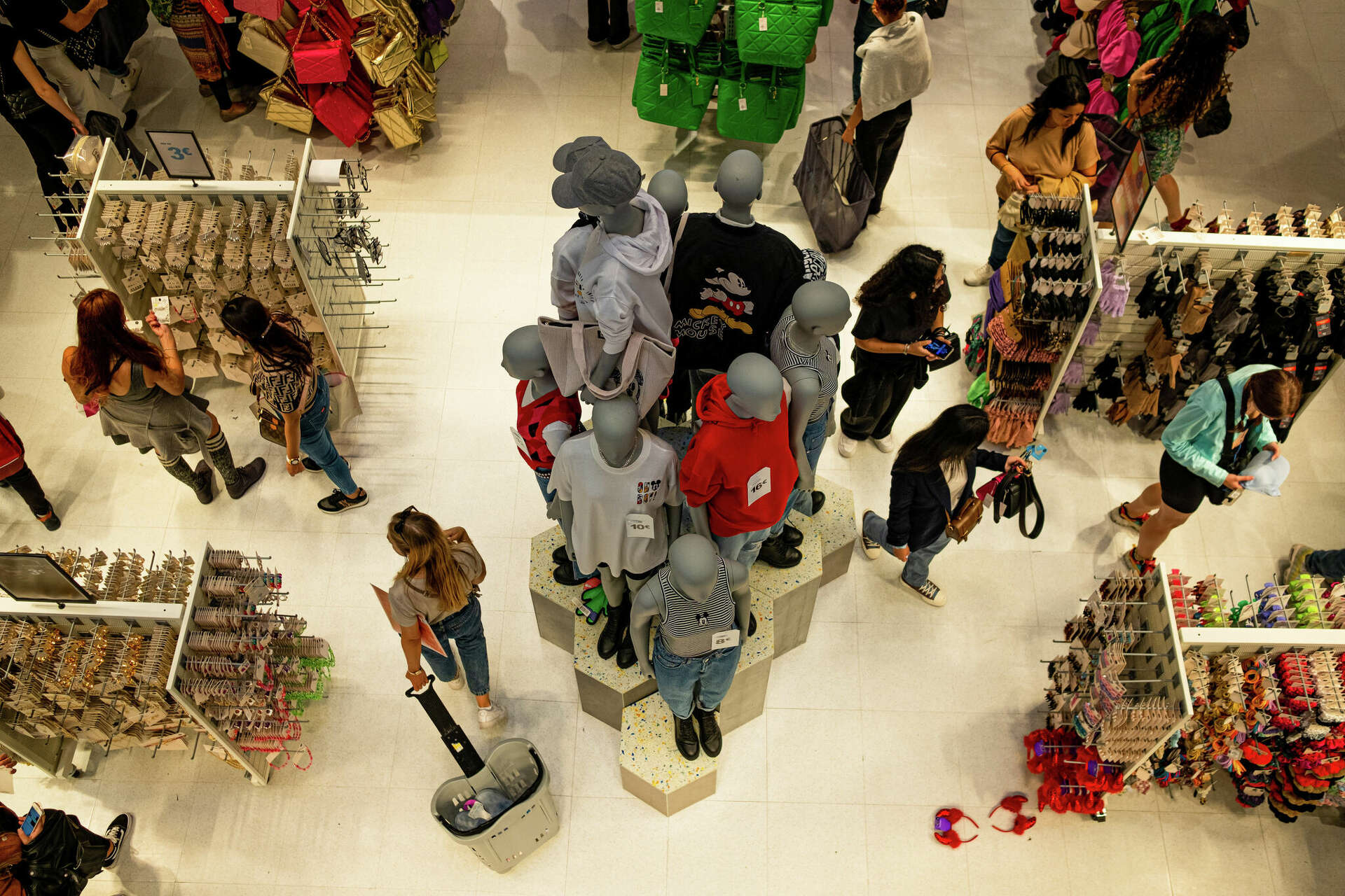 Primark, the fast-fashion retailer, to open store in Katy