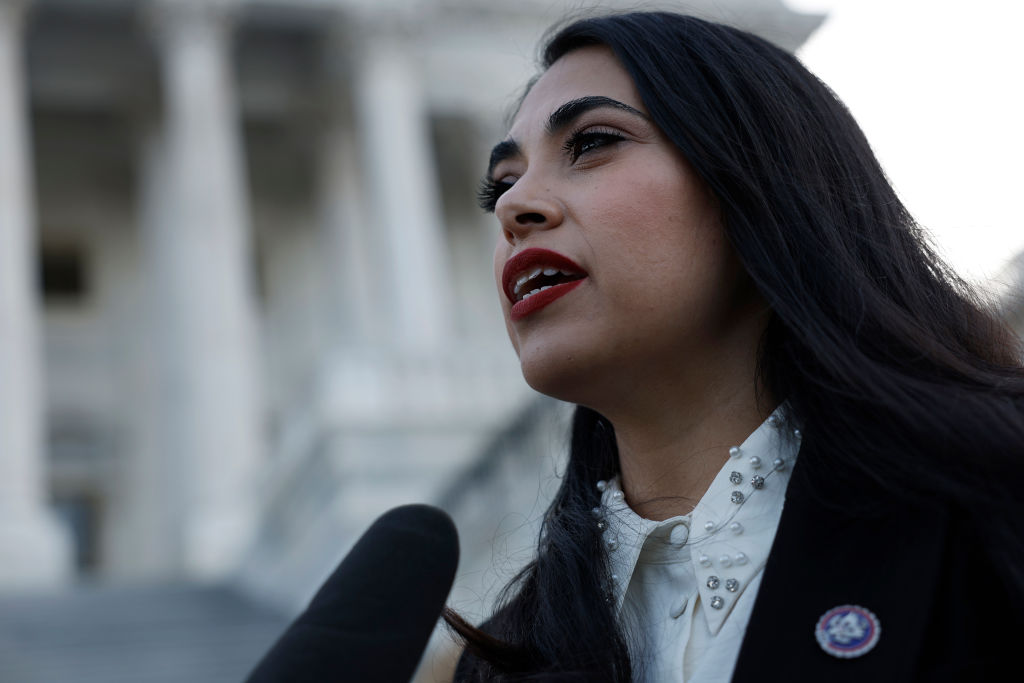 Mayra Flores defends detaining children at border