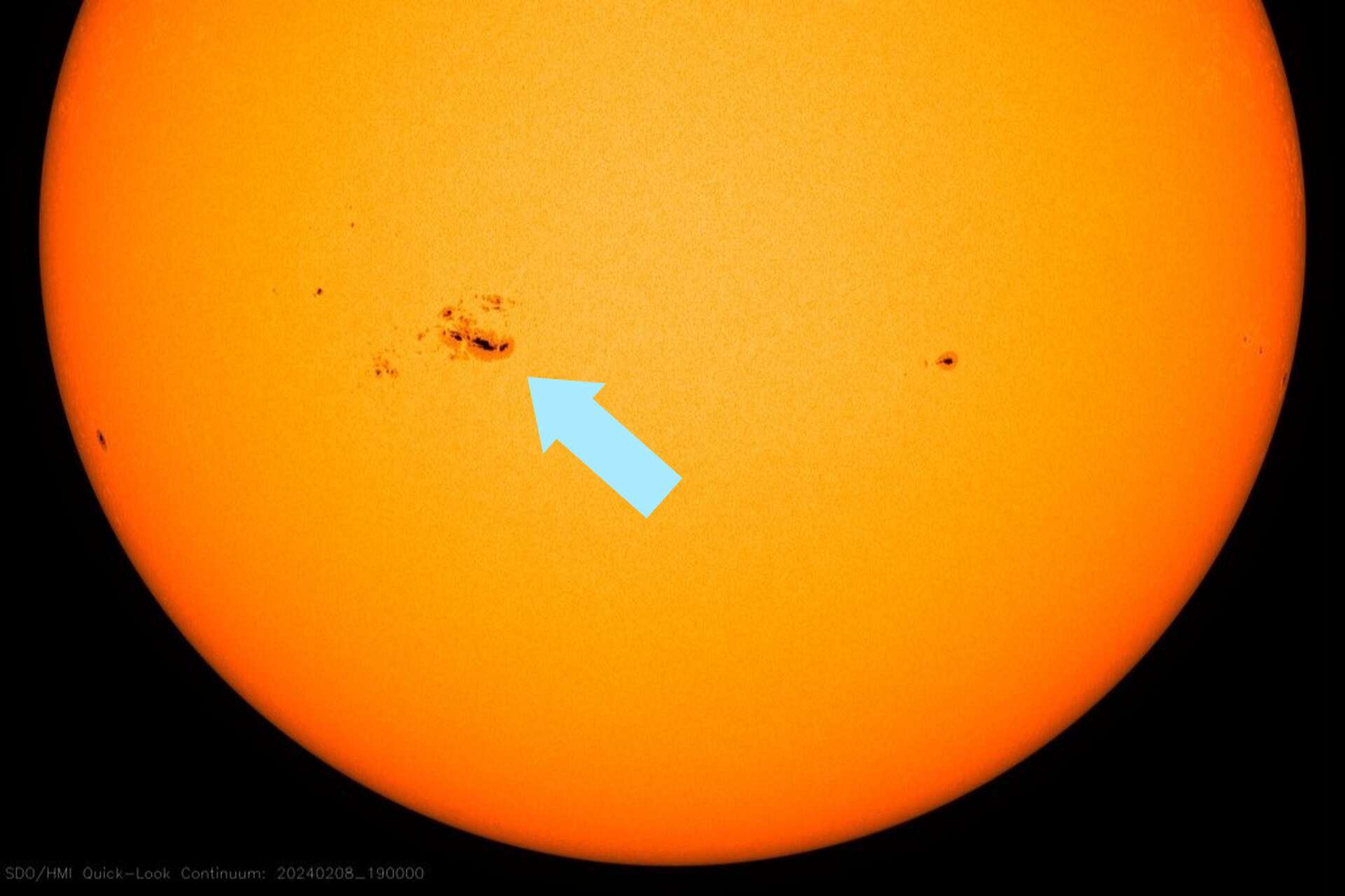 Sunspot big enough to see from Mars is now facing Earth