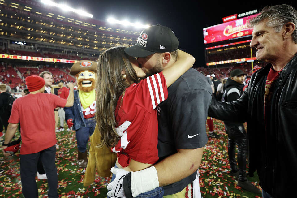 Meet the 49ers' wives and girlfriends who might be at the Super Bowl
