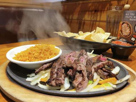 Canadian restaurant Lone Star Texas Grill has Houston roots