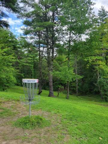 The Best Disc Golf Courses Near Portland, ME For Every Skill Level