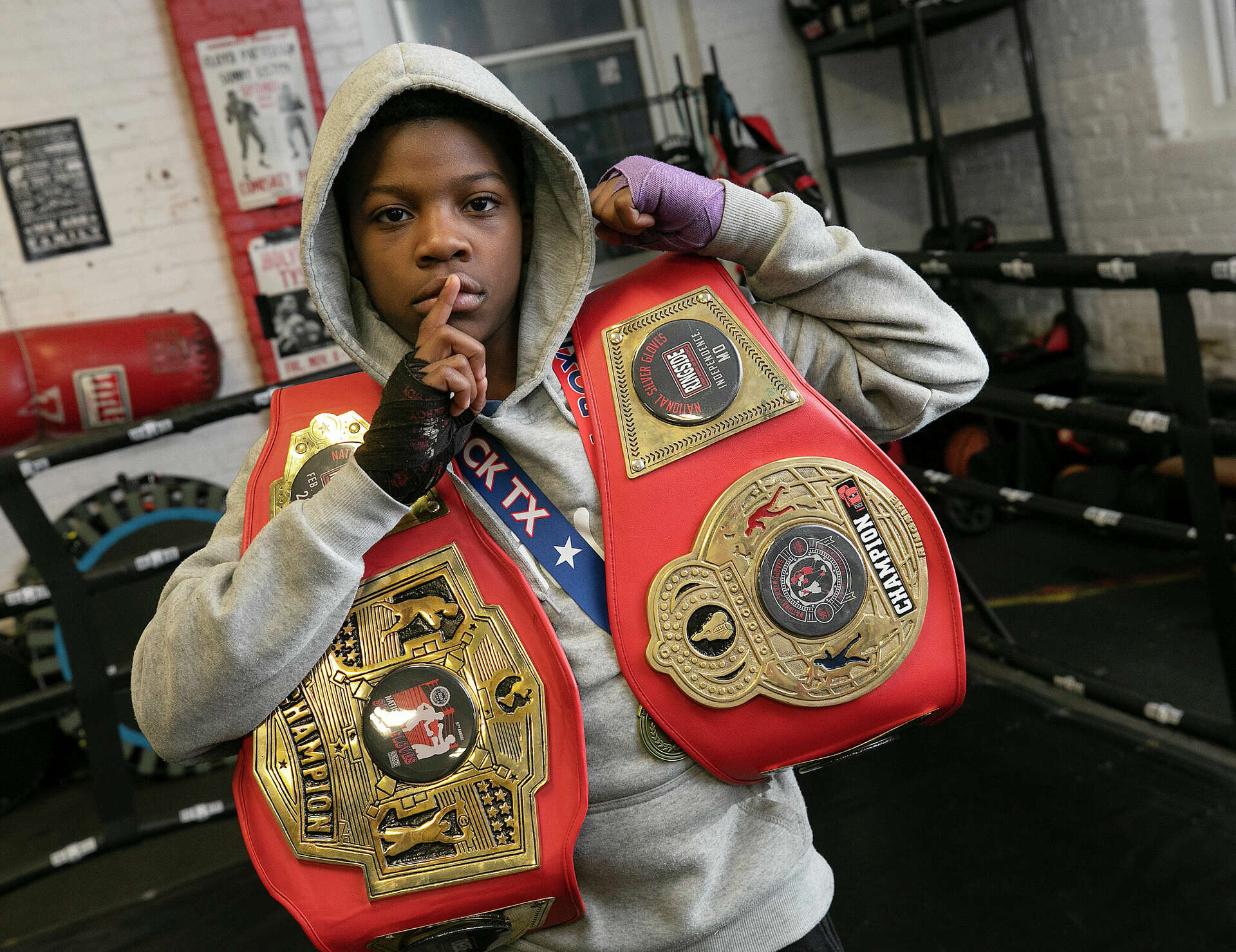 New Haven sixth-grader wins 2nd national boxing title