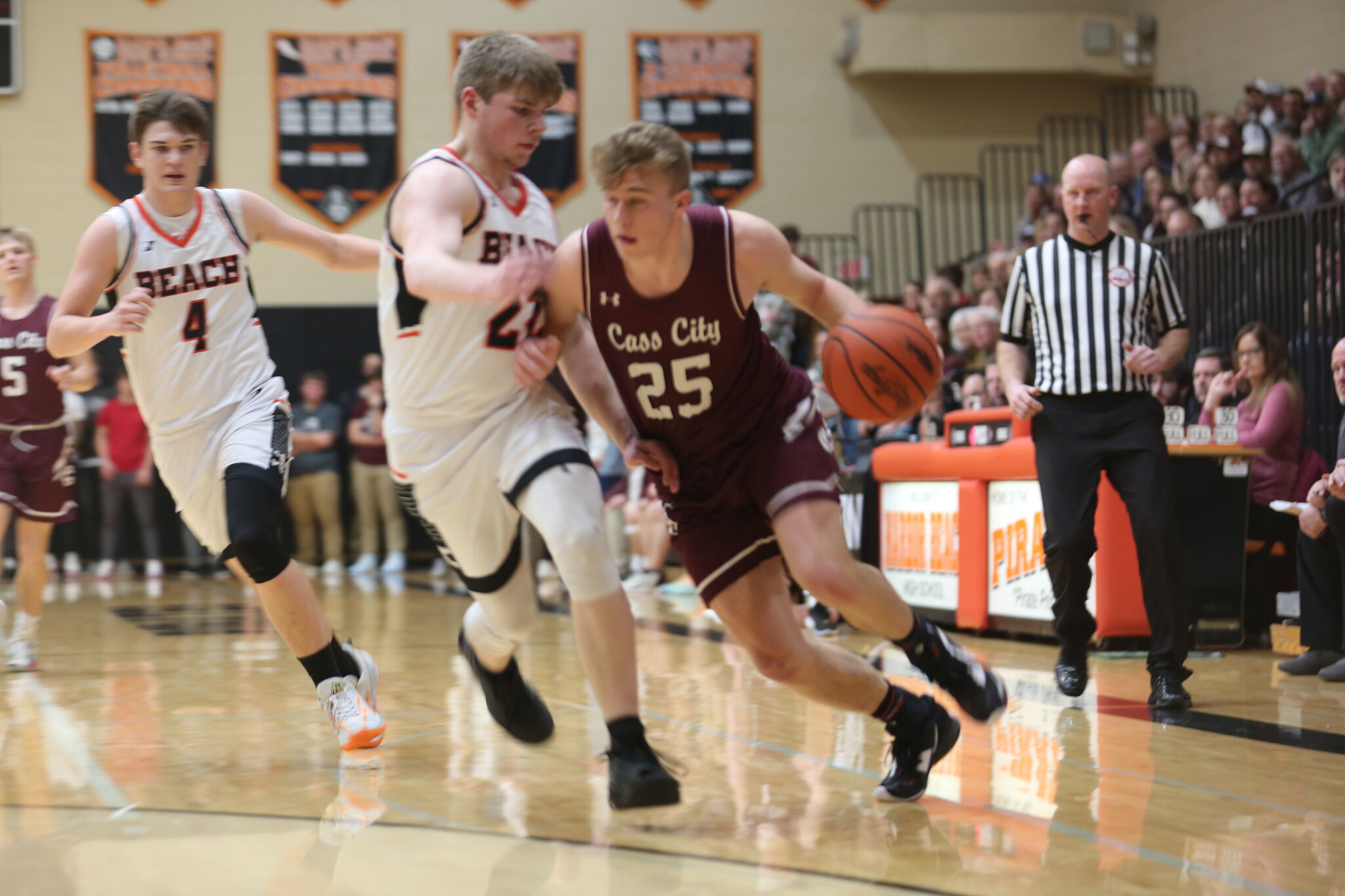 GTW champion Red Hawks travel to Laker for Game of the Week