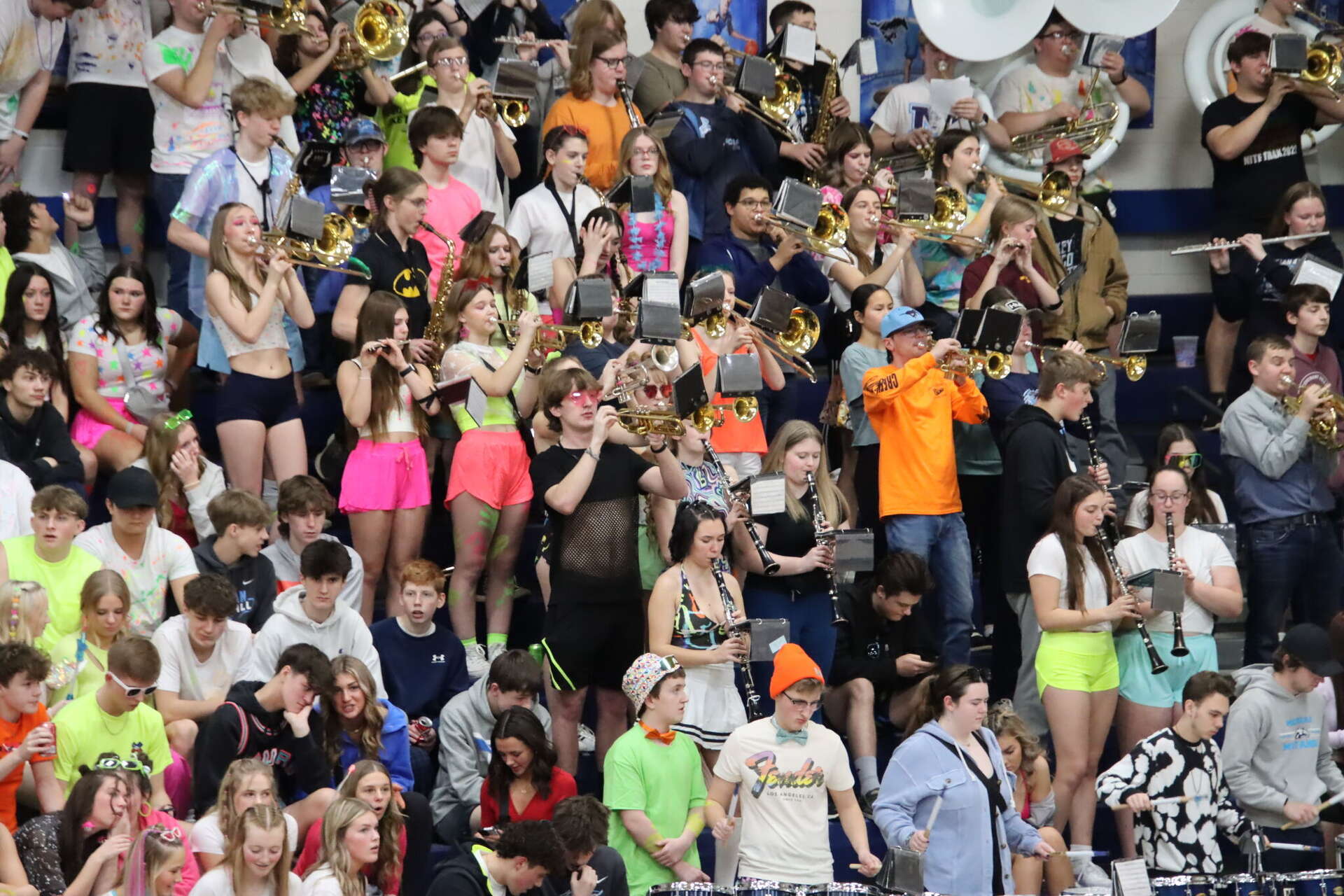 Mustangs pay tribute to Johnston, win JPC