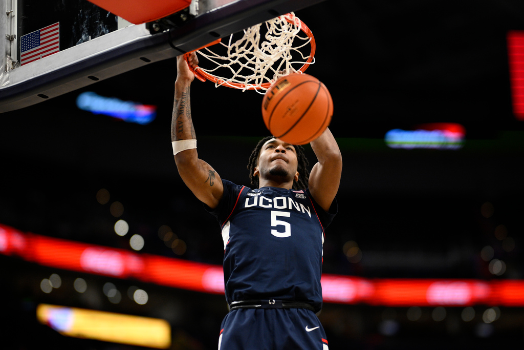 UConn men's basketball's Stephon Castle honored by Big East again