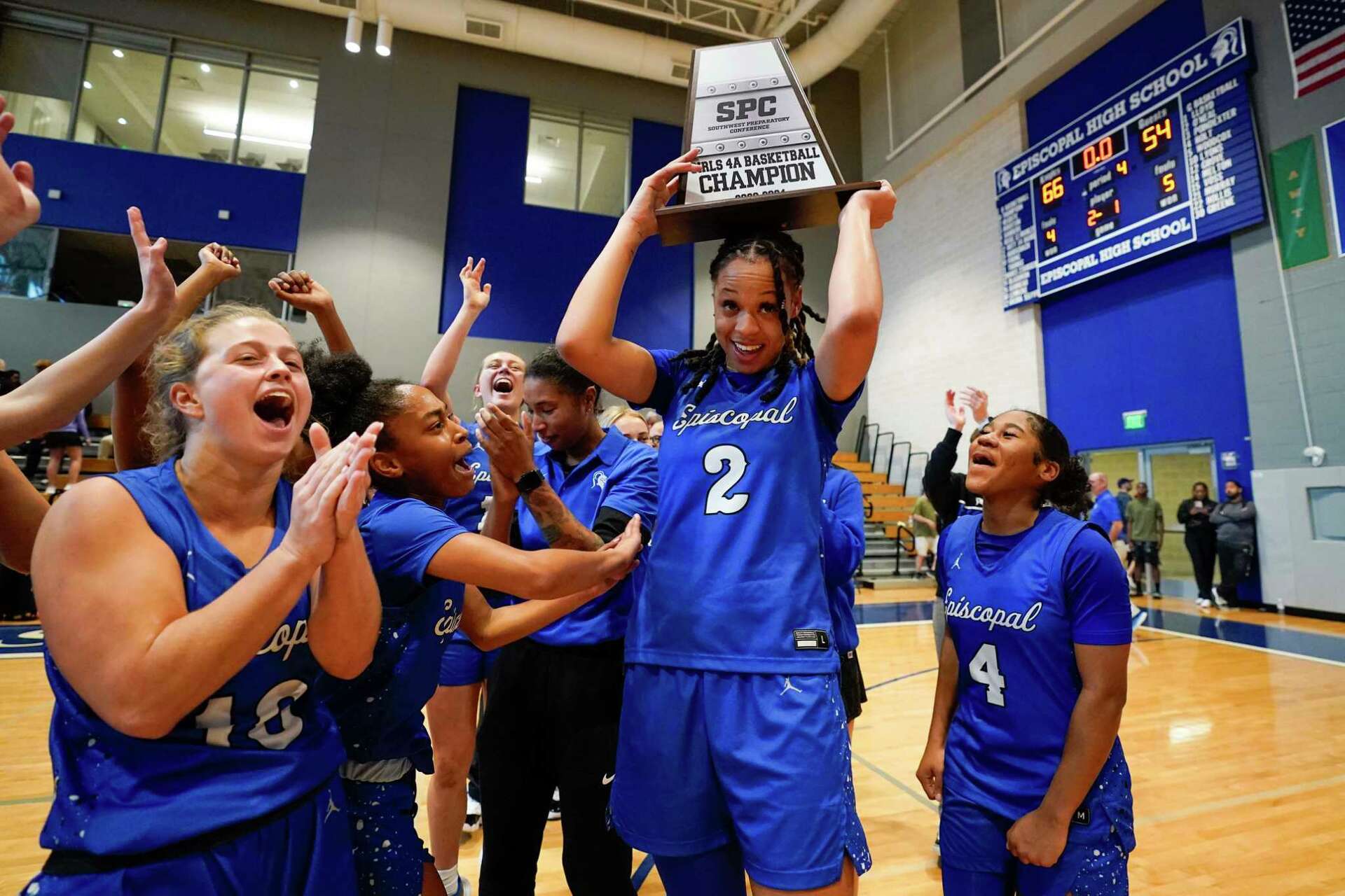 Me’Arah O’Neal paving her own way as McDonald's All-American