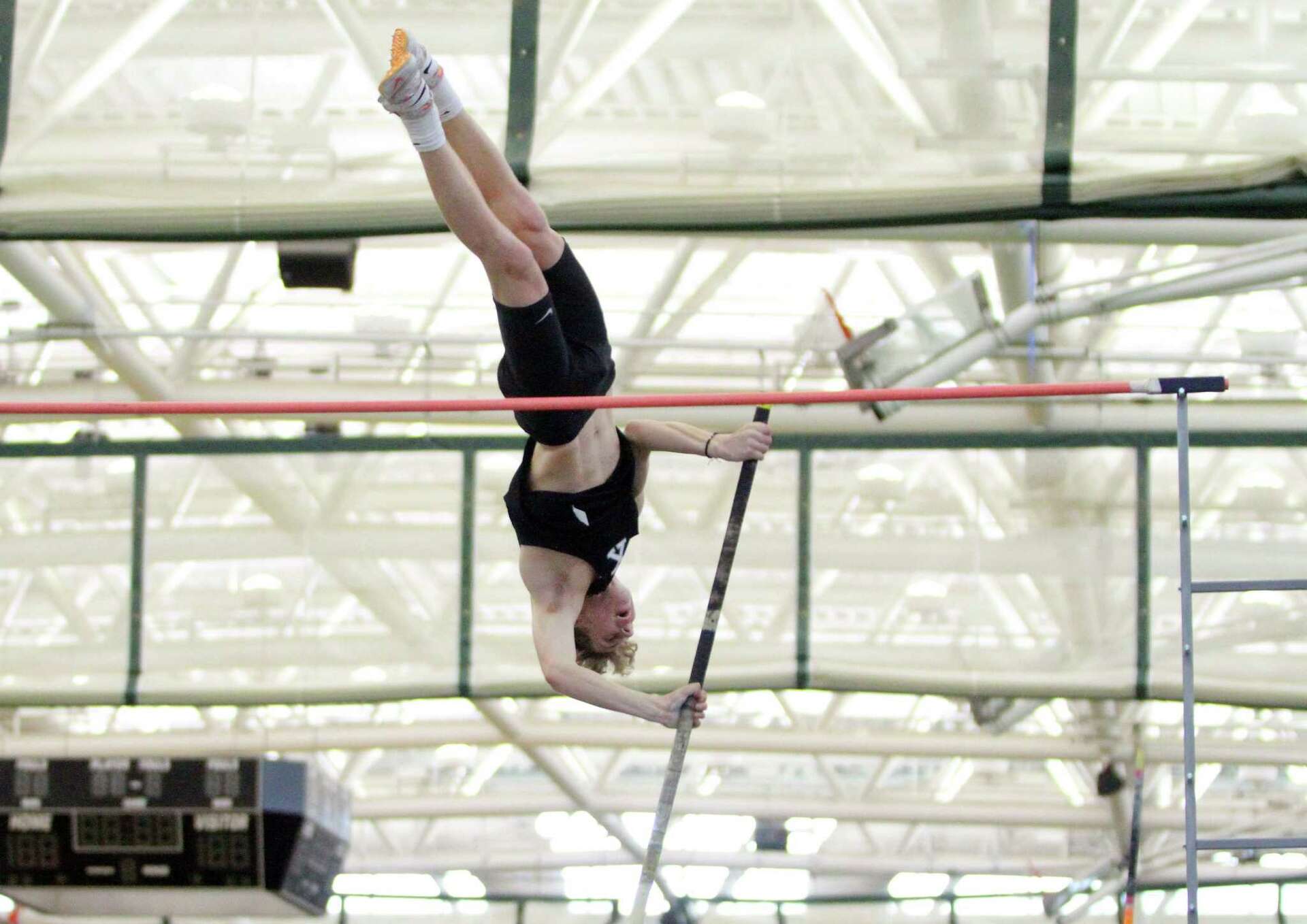 Xavier boys, Windsor girls defend Class L Indoor Track titles