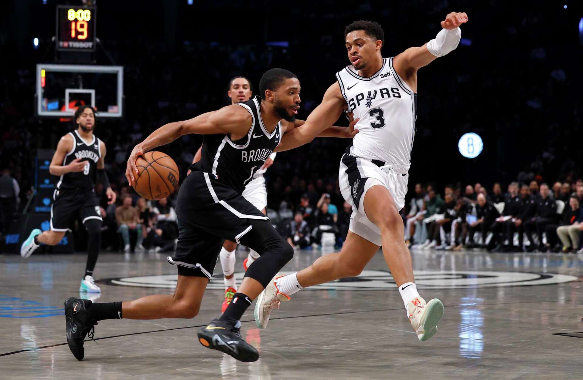 Spurs return with little to play for, plenty to prove