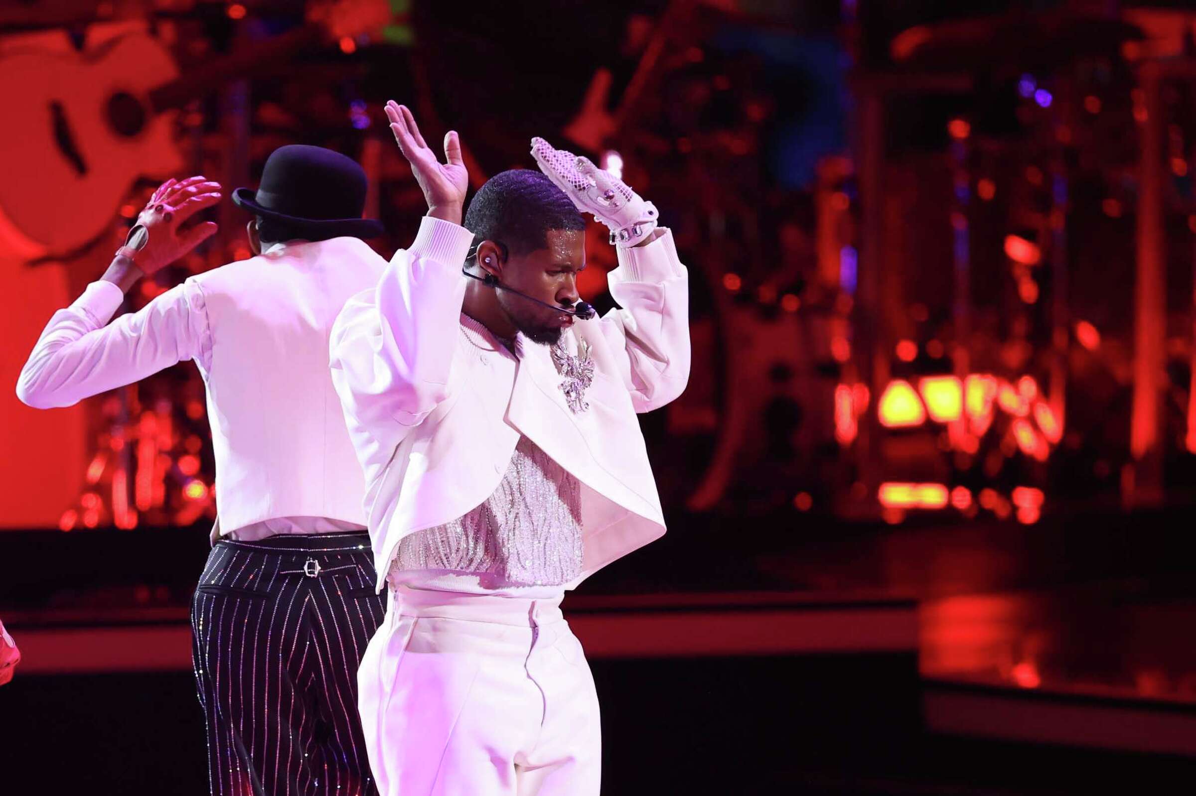 Surprises, Spectacle and Six-Pack Abs: Usher at the Super Bowl