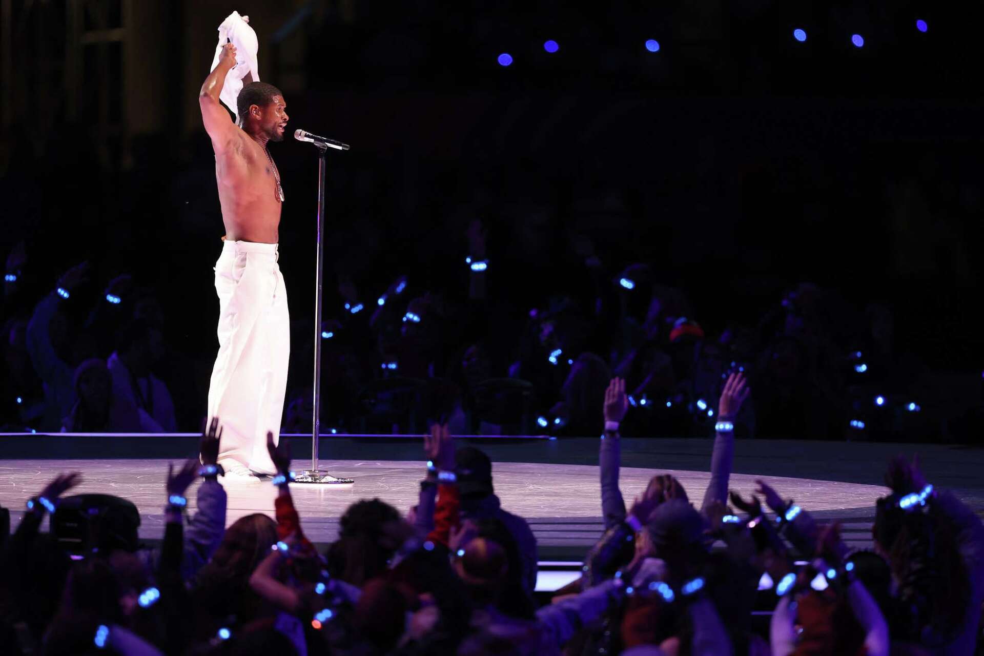 Surprises, Spectacle and Six-Pack Abs: Usher at the Super Bowl