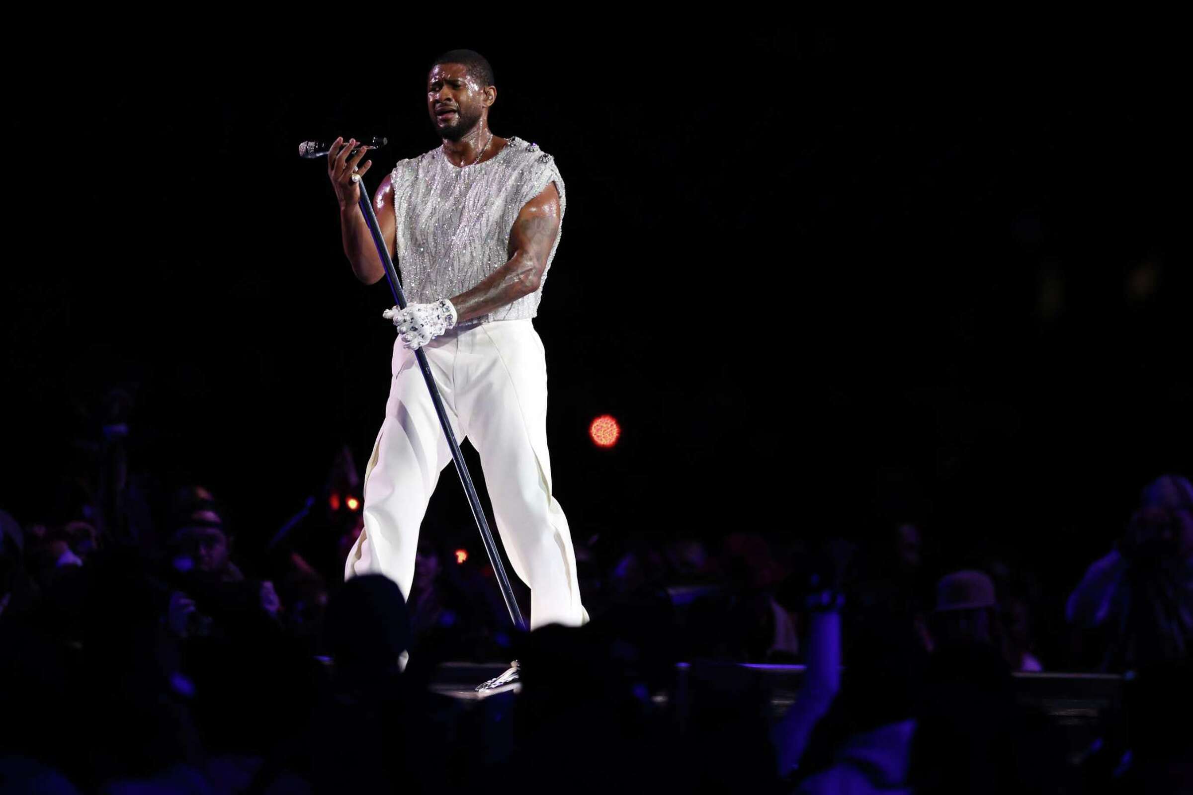 Surprises, Spectacle and Six-Pack Abs: Usher at the Super Bowl