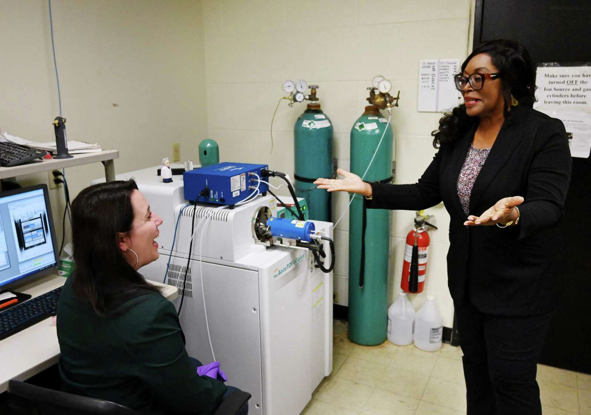 UAlbany researchers use chemistry to protect endangered trees