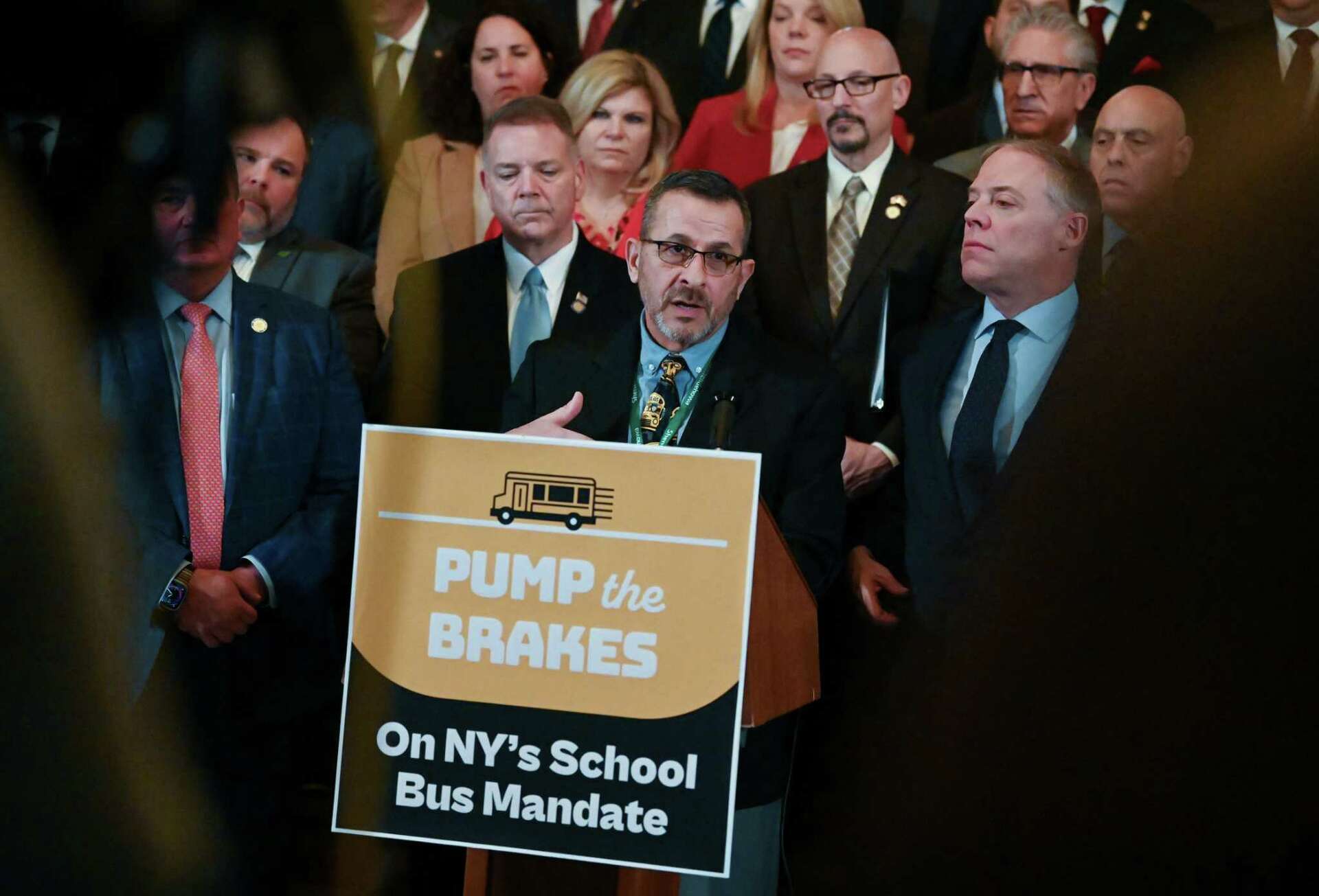 Republicans introduce repealer to zero-emission school bus mandate