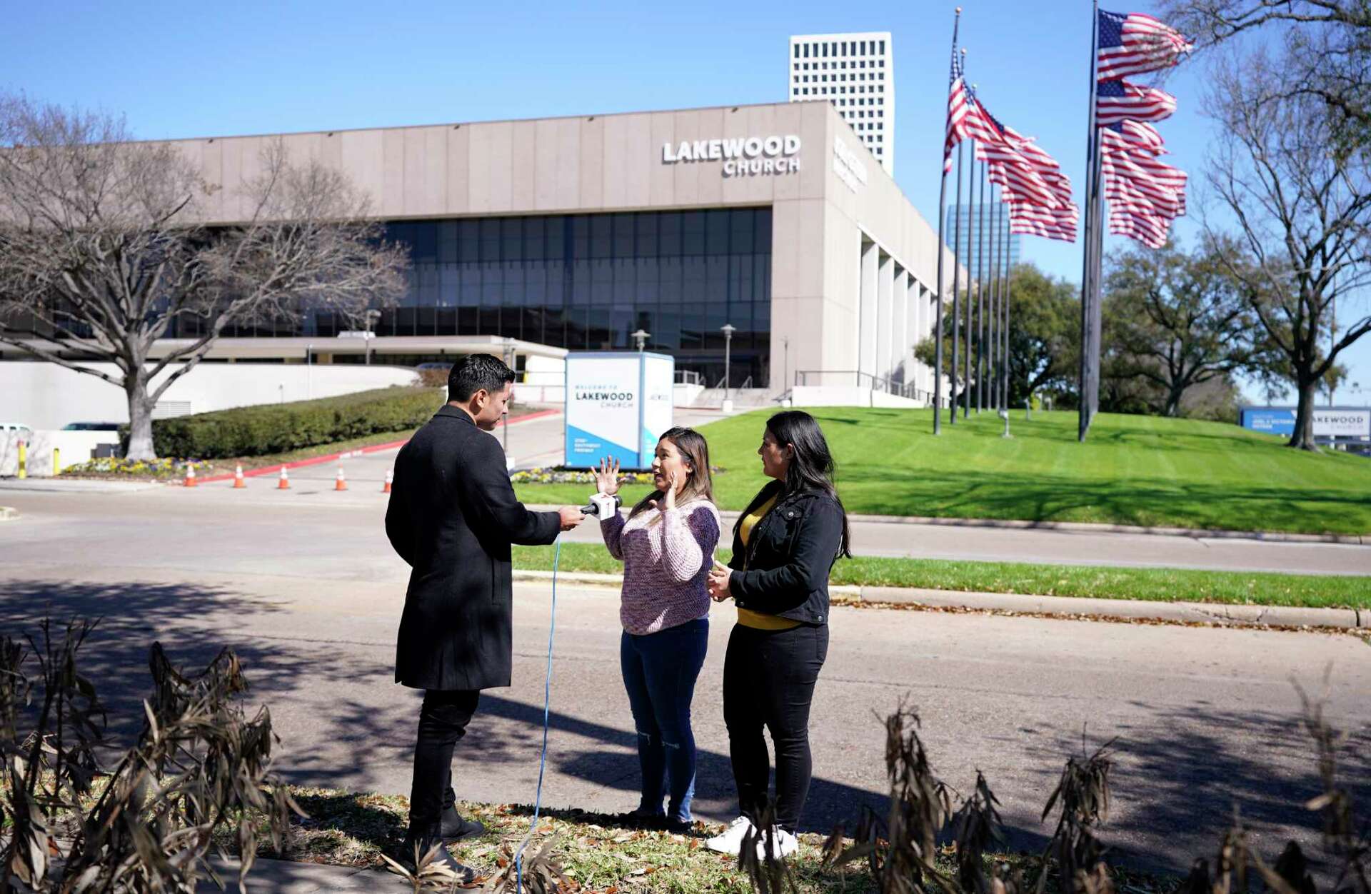 Lakewood Church shooting: Shooter acted alone, motive still unclear