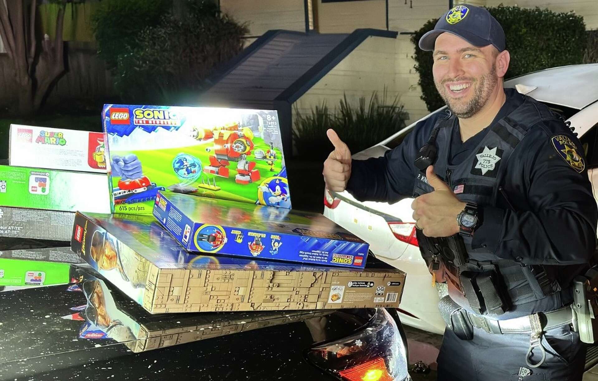 Man leads Bay Area police on pursuit after allegedly stealing Legos