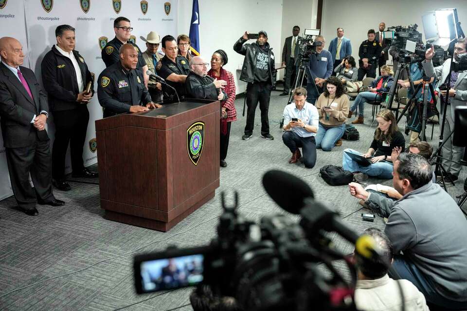 Lakewood Church shooting: Details emerge in Genesse Moreno's history