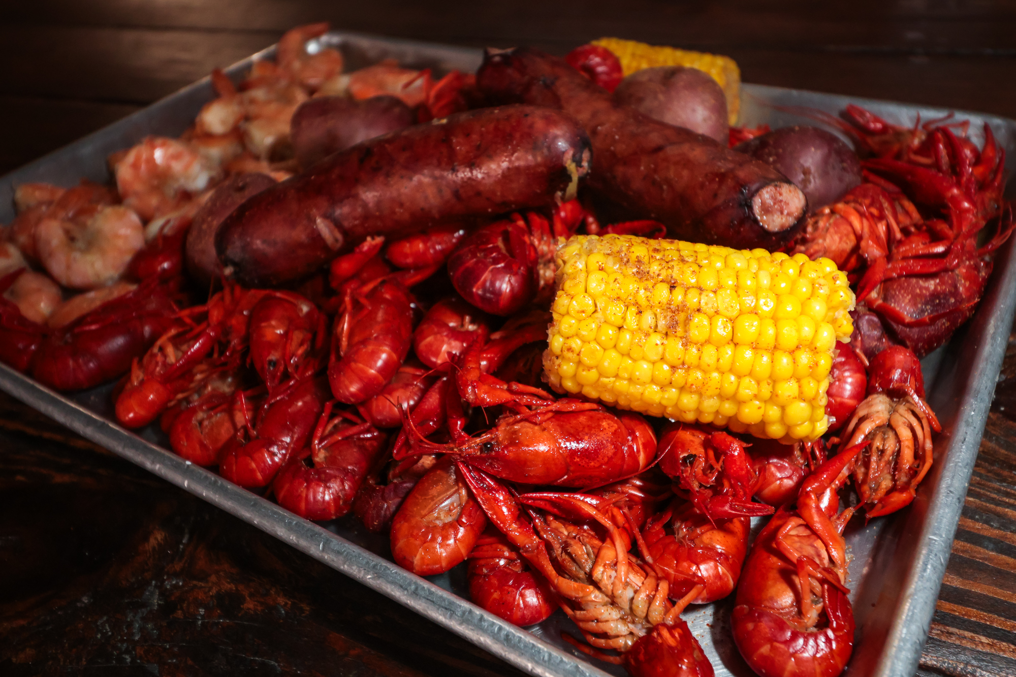 Houston crawfish caterer explains how to eat those mudbugs