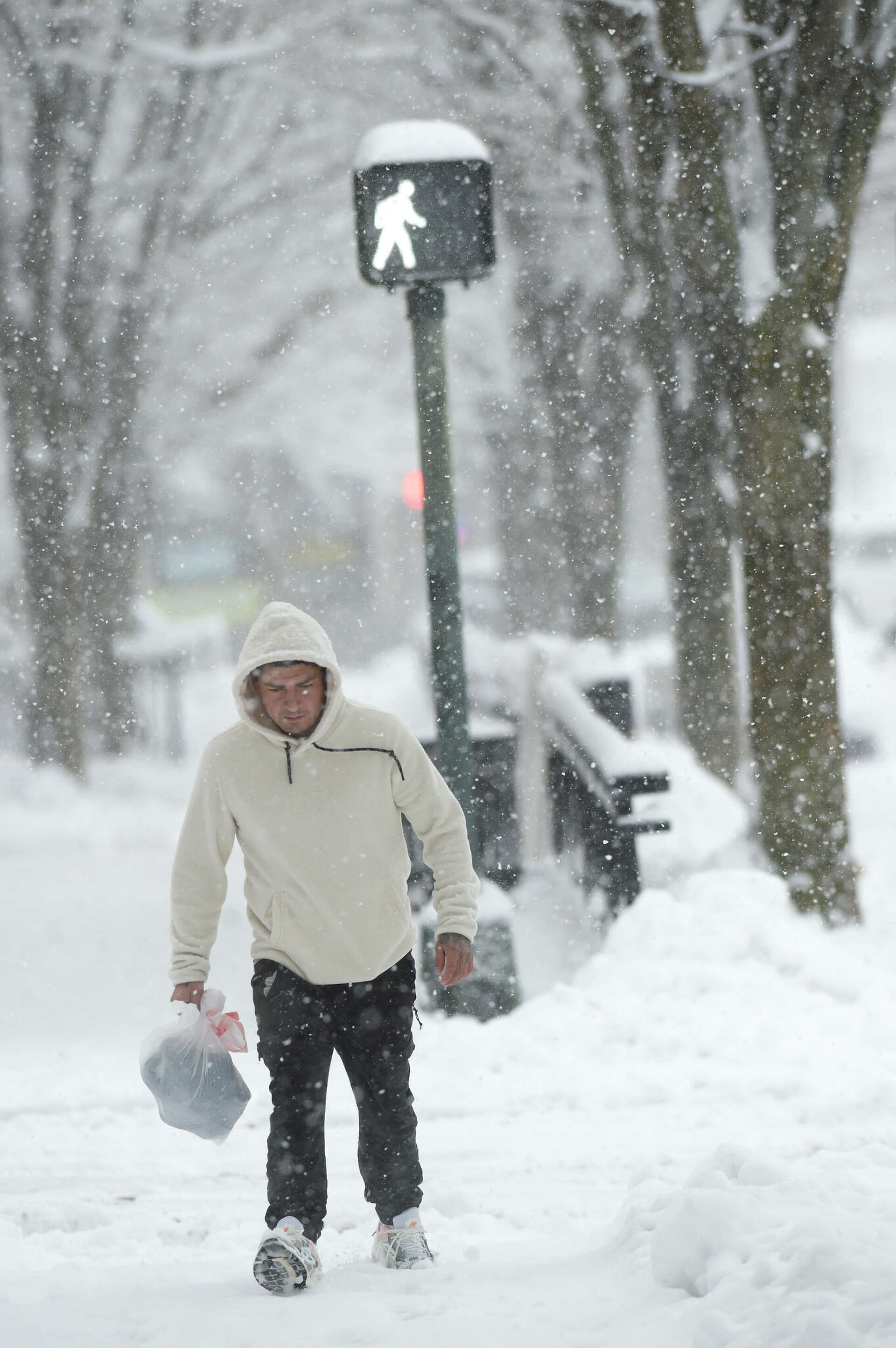 About a foot of snow recorded around the Danbury area after storm
