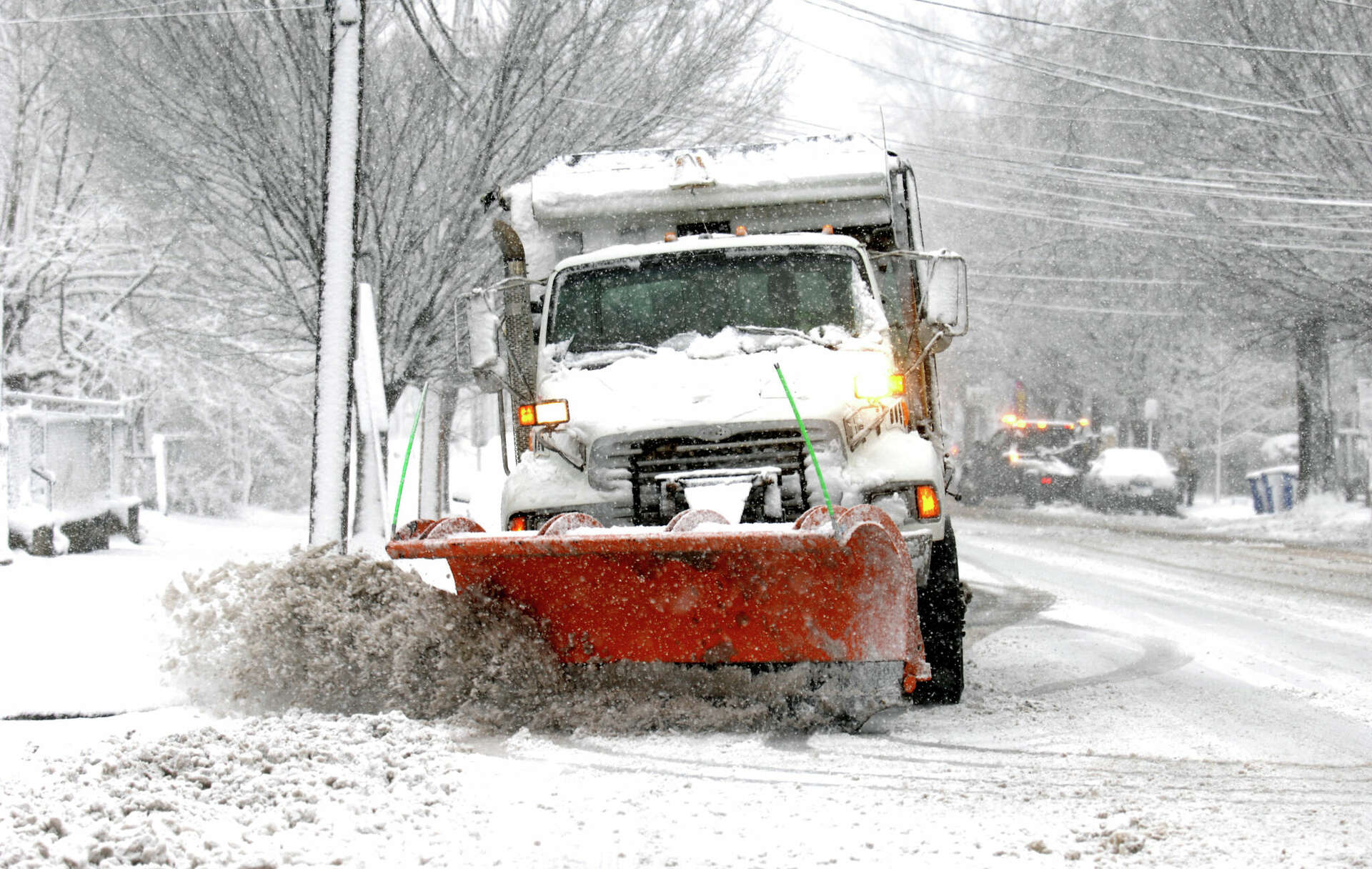 CT snow totals, power outages, slick roads after storm: Live updates