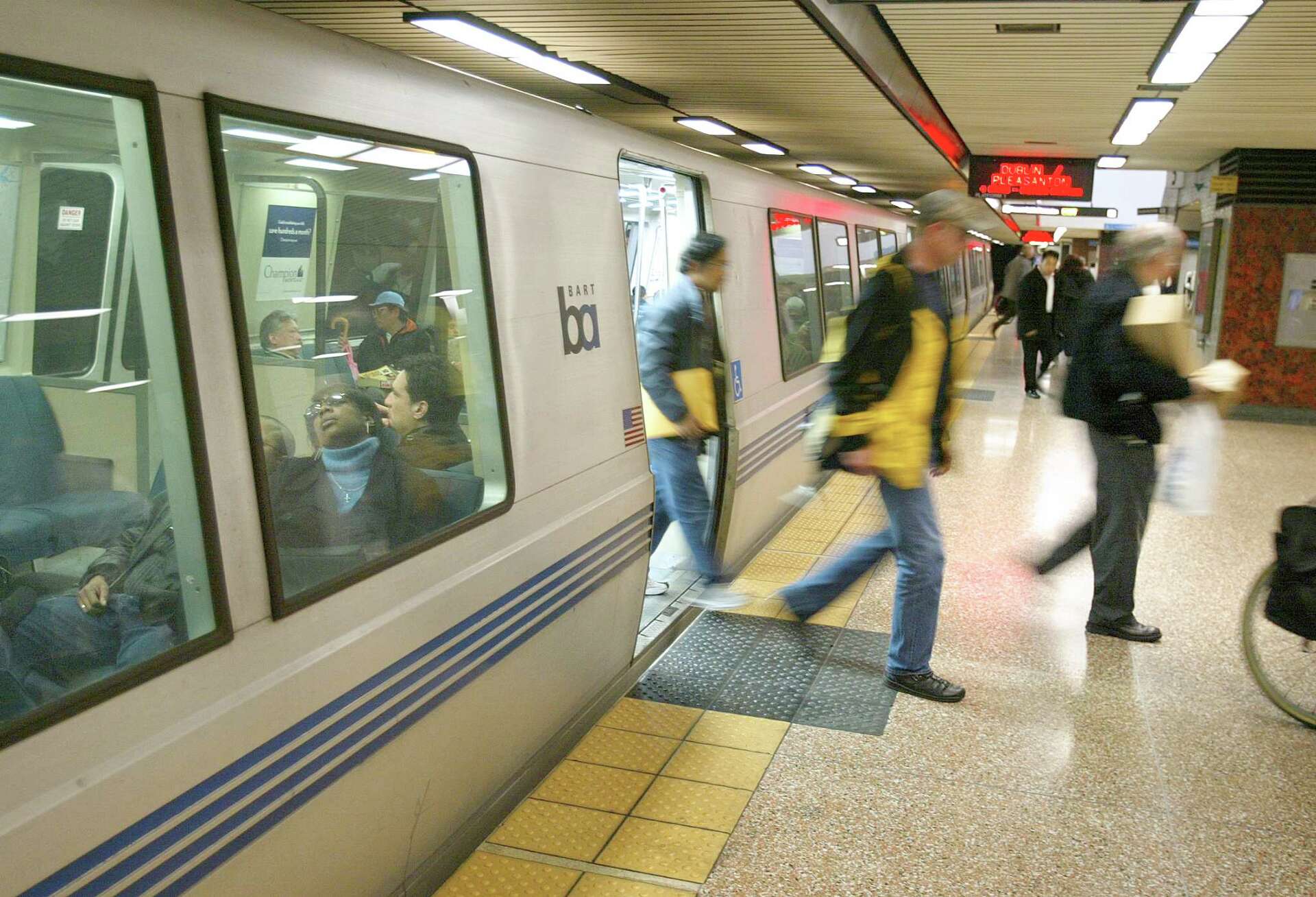 BART to remedy nauseating smell in Oakland making riders ‘gag'