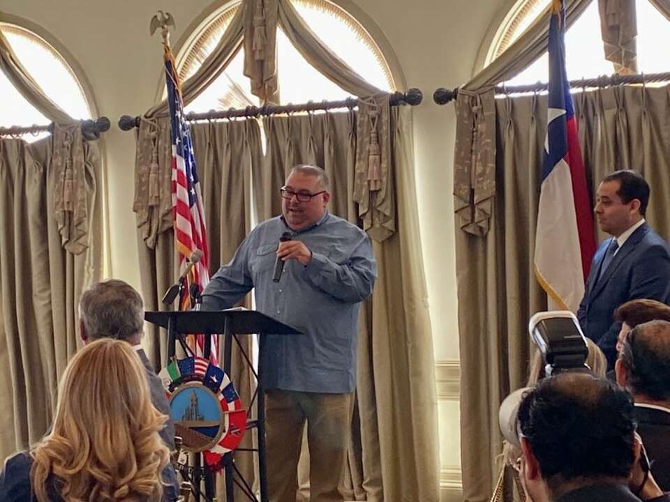 Sen. Zaffirini recognized for appointment as Dean of the Texas Senate