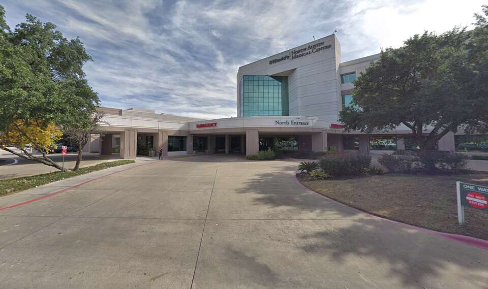 Car crashes into St. David's North Austin Medical Center ER