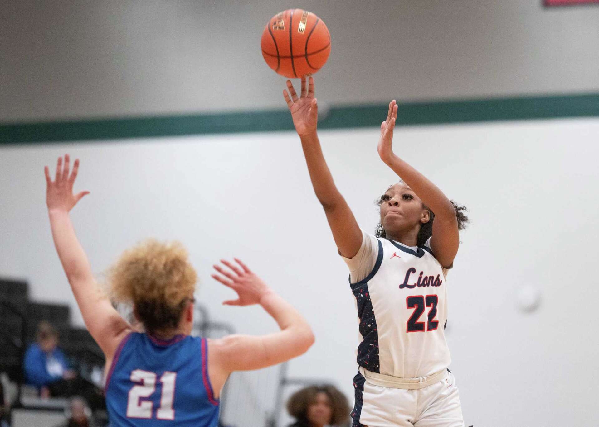 Basketball: Nataliyah Gray leads Alief Taylor past Dickinson