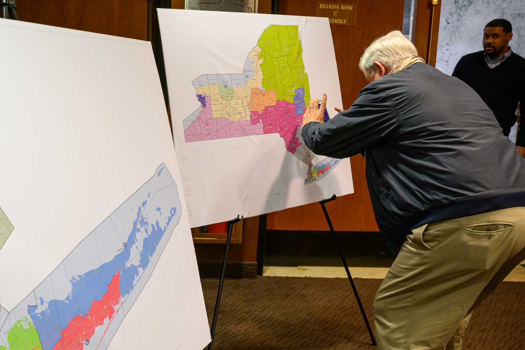 Democrats vote down congressional map by bipartisan panel