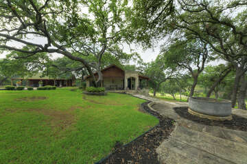 4S Ranch in Wimberley, which hosted George Strait, for sale