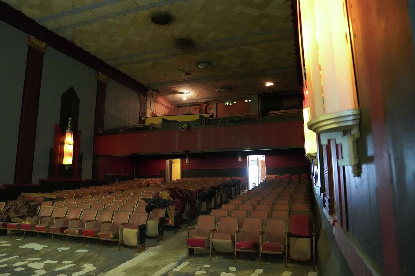 Cole Theater in Rosenberg donated to Fort Bend County
