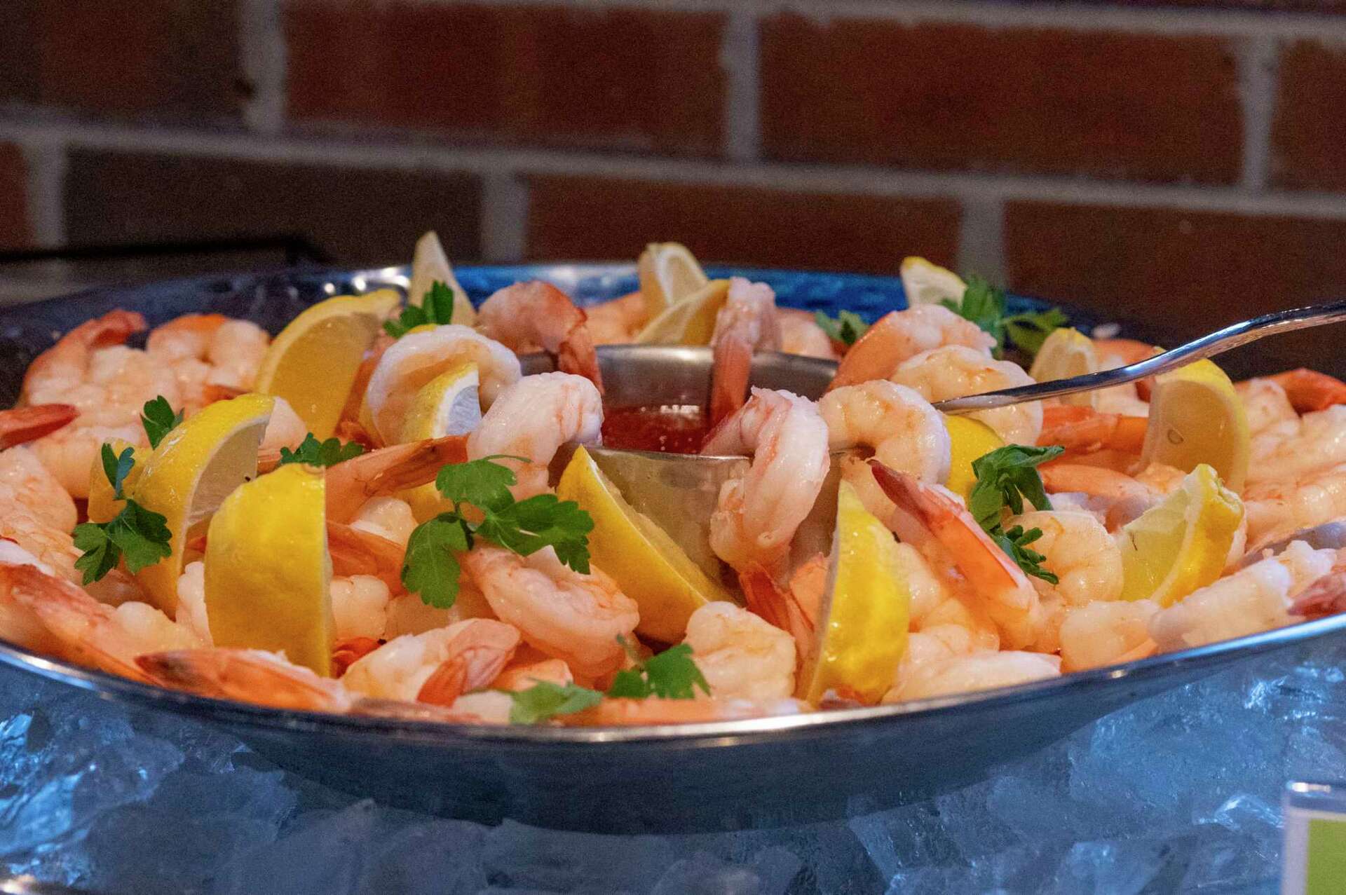 Houston pickleball restaurant Chicken N Pickle in Webster: See inside