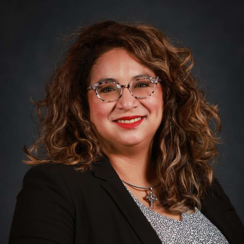 Elizabeth Martinez stands out in race for 73rd District Court